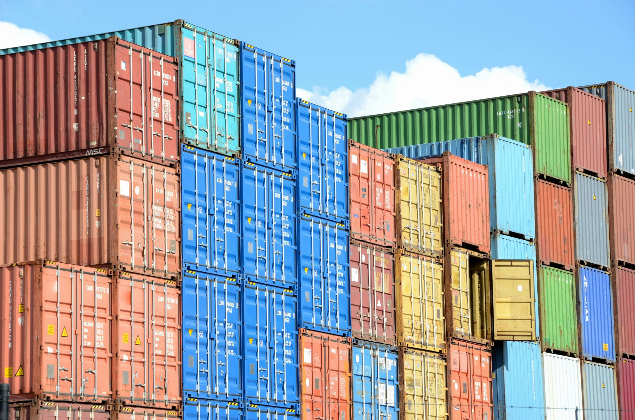 How to Choose the Best Size Container for Your Storage Needs